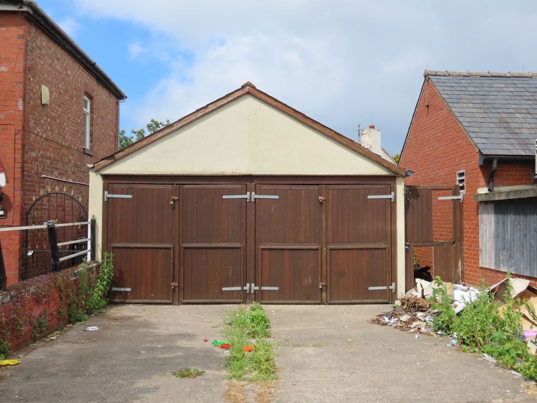 Garages, Blackpool, Lancashire, FY4 3EX