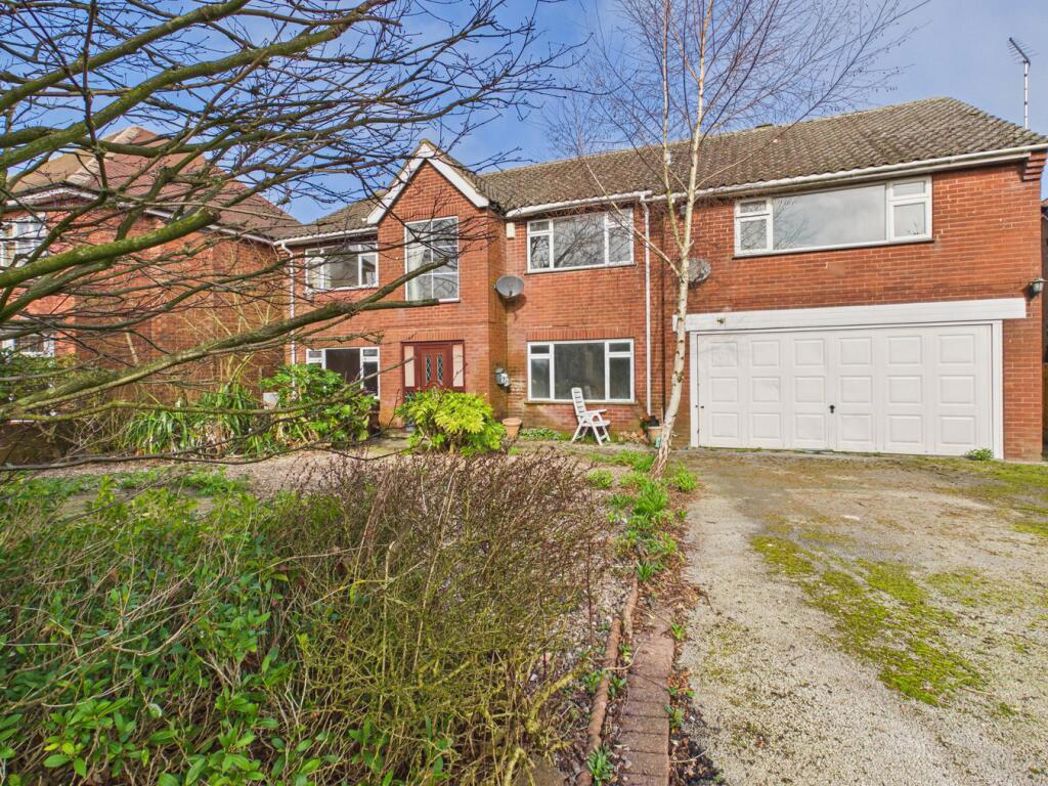 101 and 103, Alfreton, Derbyshire, DE55 2EB
