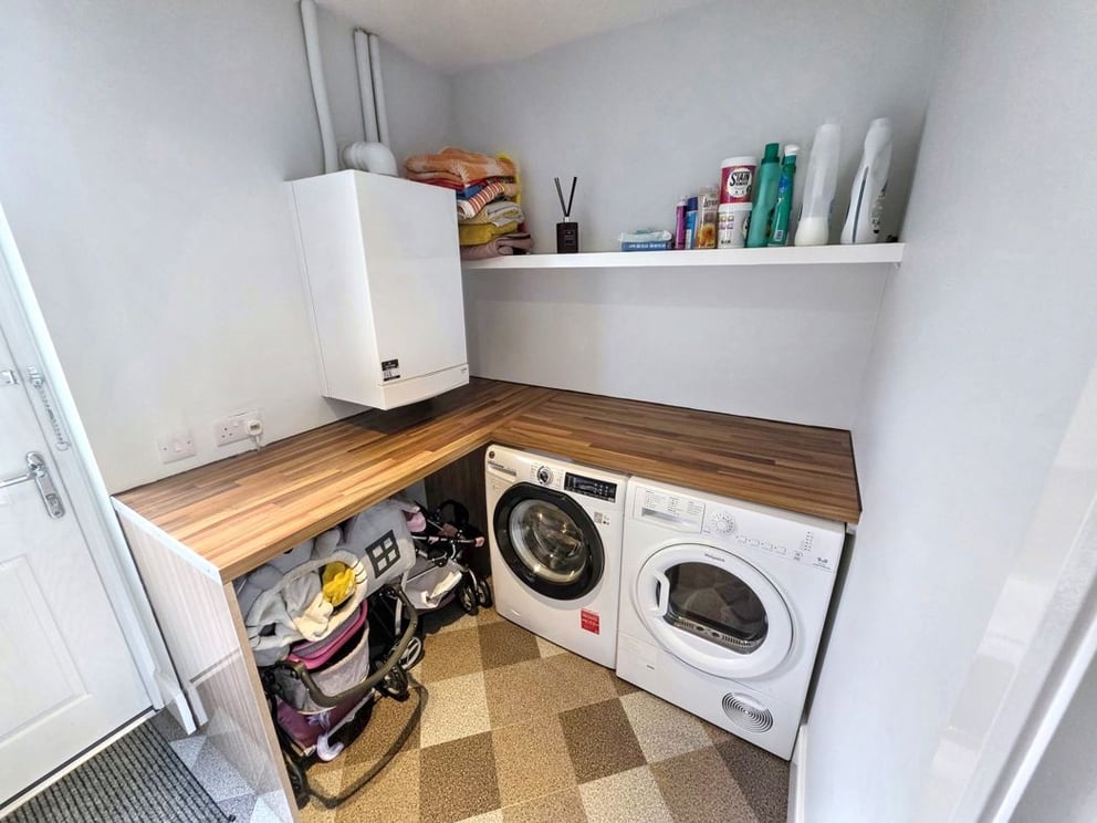 Tavern Close, Cramlington, Cramlington, Northumberland, NE23 8AR ...