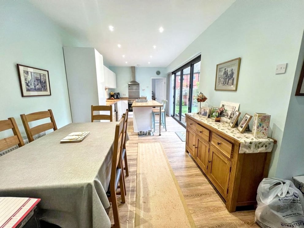 Chatsworth Gardens, Whitley Bay, Whitley Bay, Tyne and Wear, NE25 9DP ...