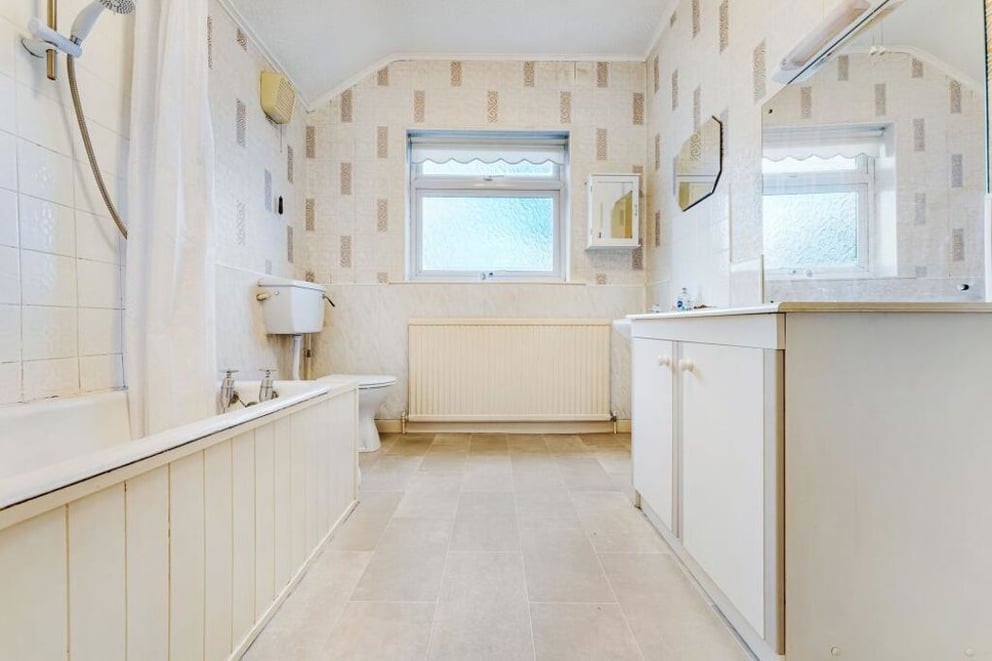Bolton Road, Ashton-in-Makerfield, Wigan, Greater Manchester, WN4 8TG ...